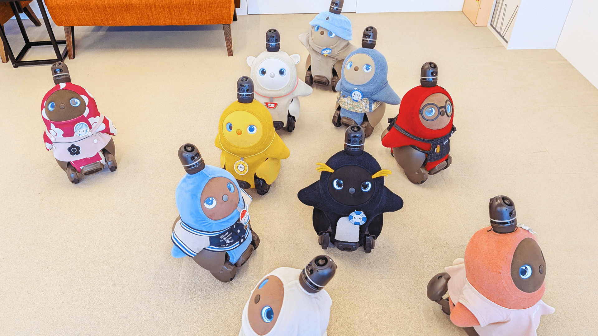 夏仕様！LOVOTのネームプレート【公式デザインテンプレート】